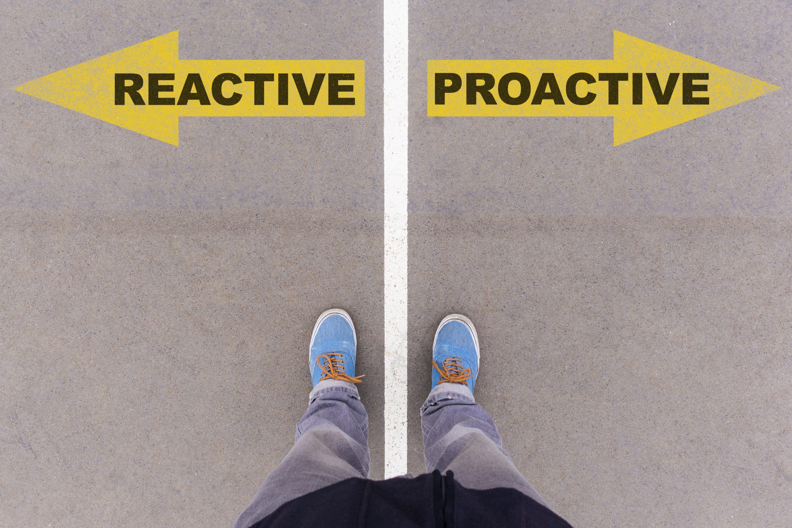 A Single-vendor vs Multi-vendor Approach == Reactive vs Proactive